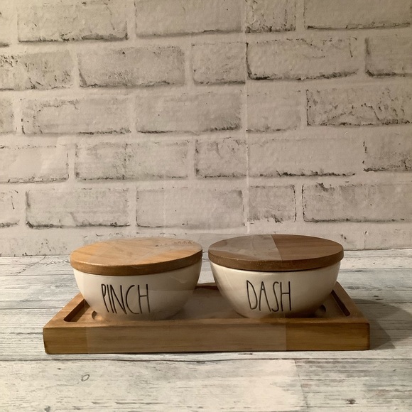 Rae Dunn | Kitchen | Rae Dunn Pinch Dash With Wood Lids Tray | Poshmark